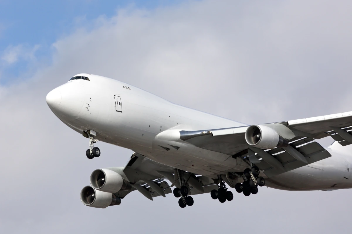Life Span of an Airplane? | JE Technology Solutions